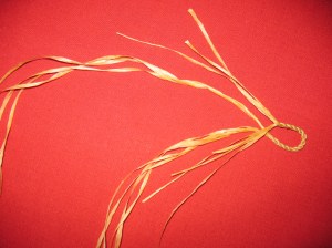 Make a Flemish Loop in a Bowstring | Sensible Survival